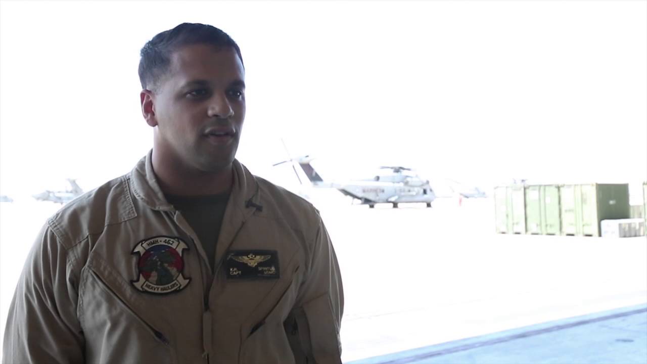 HMH-462 conducts GAU-21 weapons shoot - YouTube