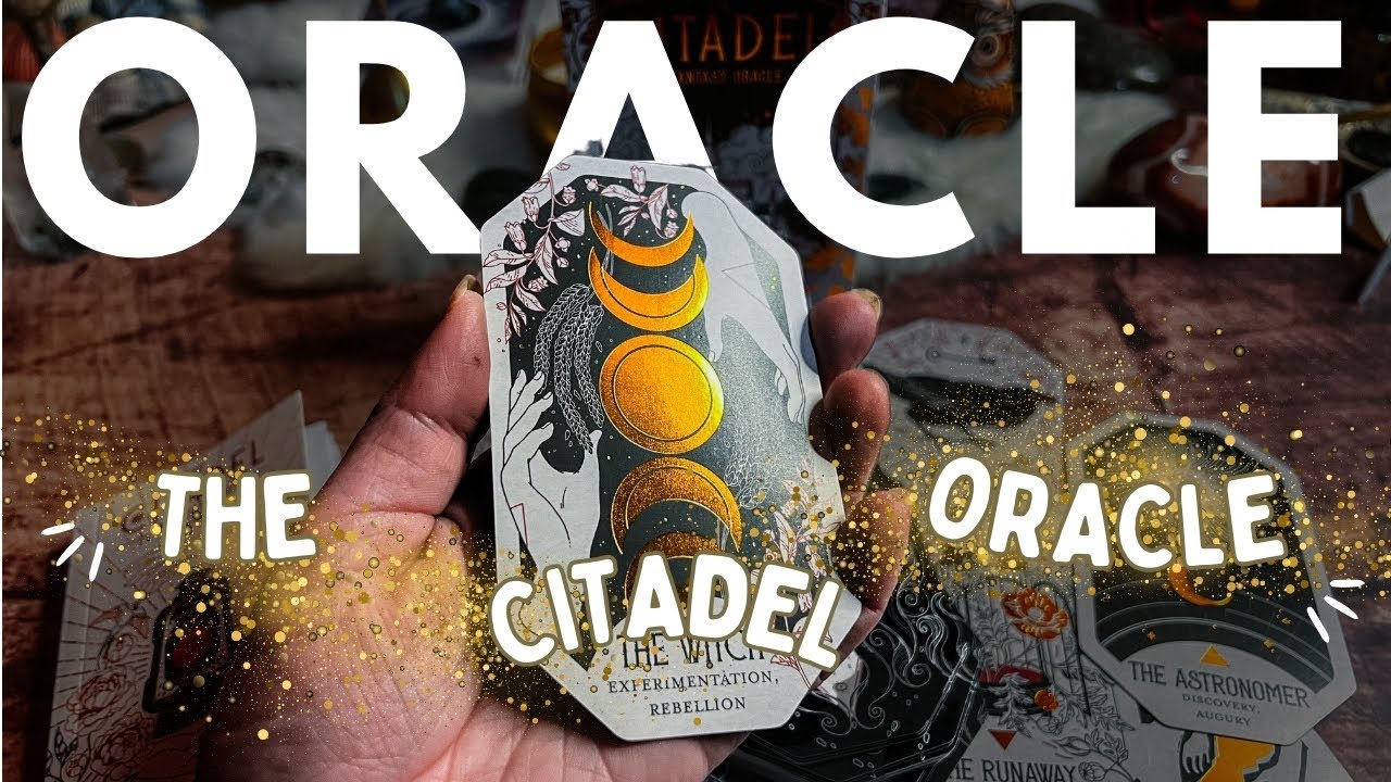 A close up look at the Citadel Oracle deck- Unboxing and full flip ...