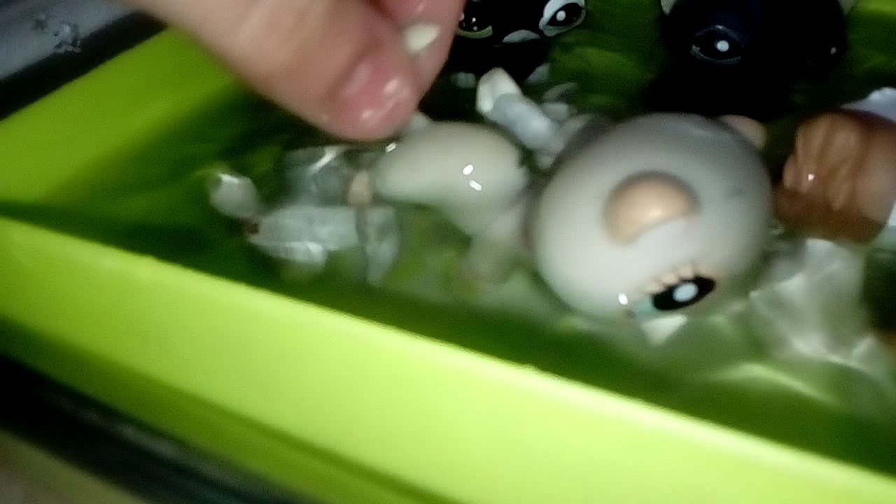 Milka LPS. - YouTube