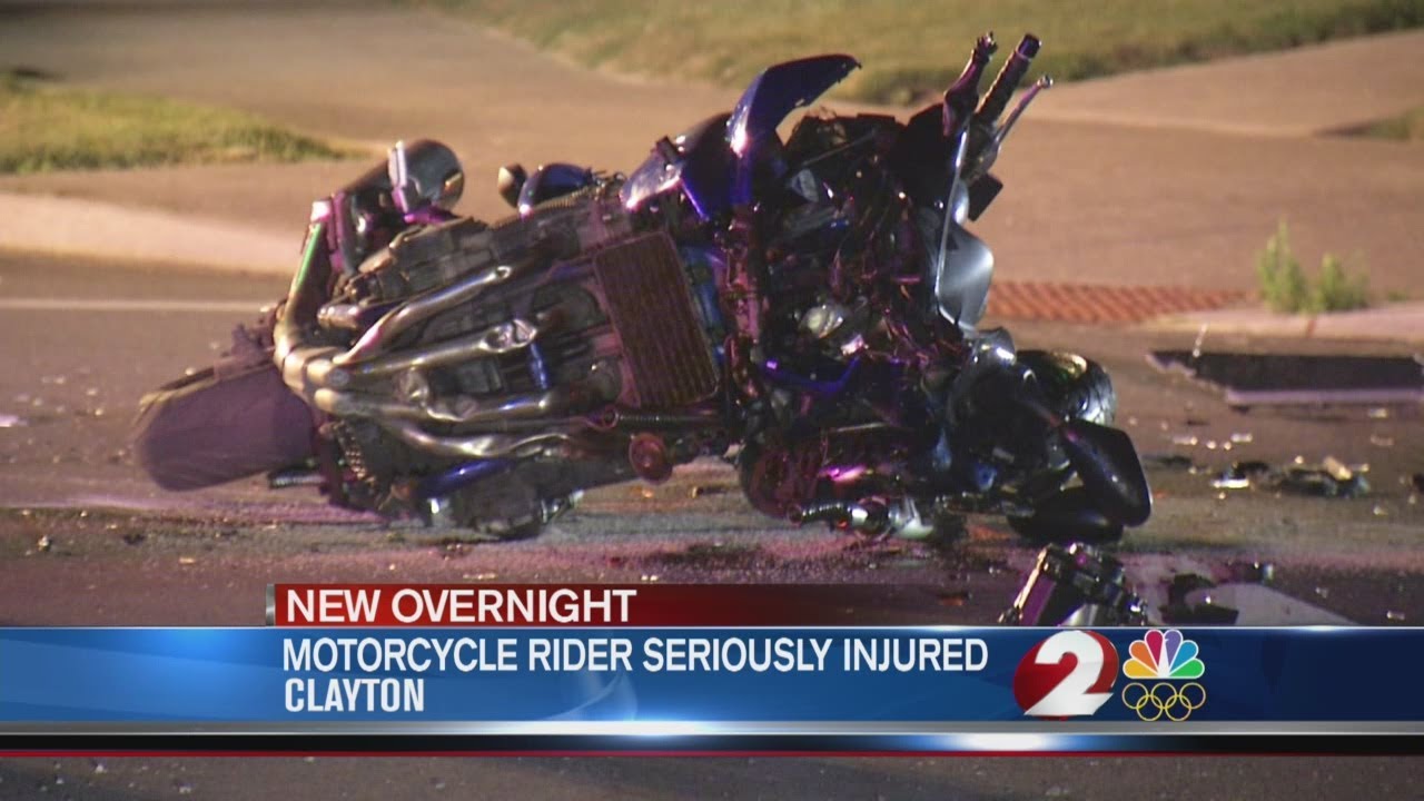 Motorcycle rider hurt in overnight crash - YouTube