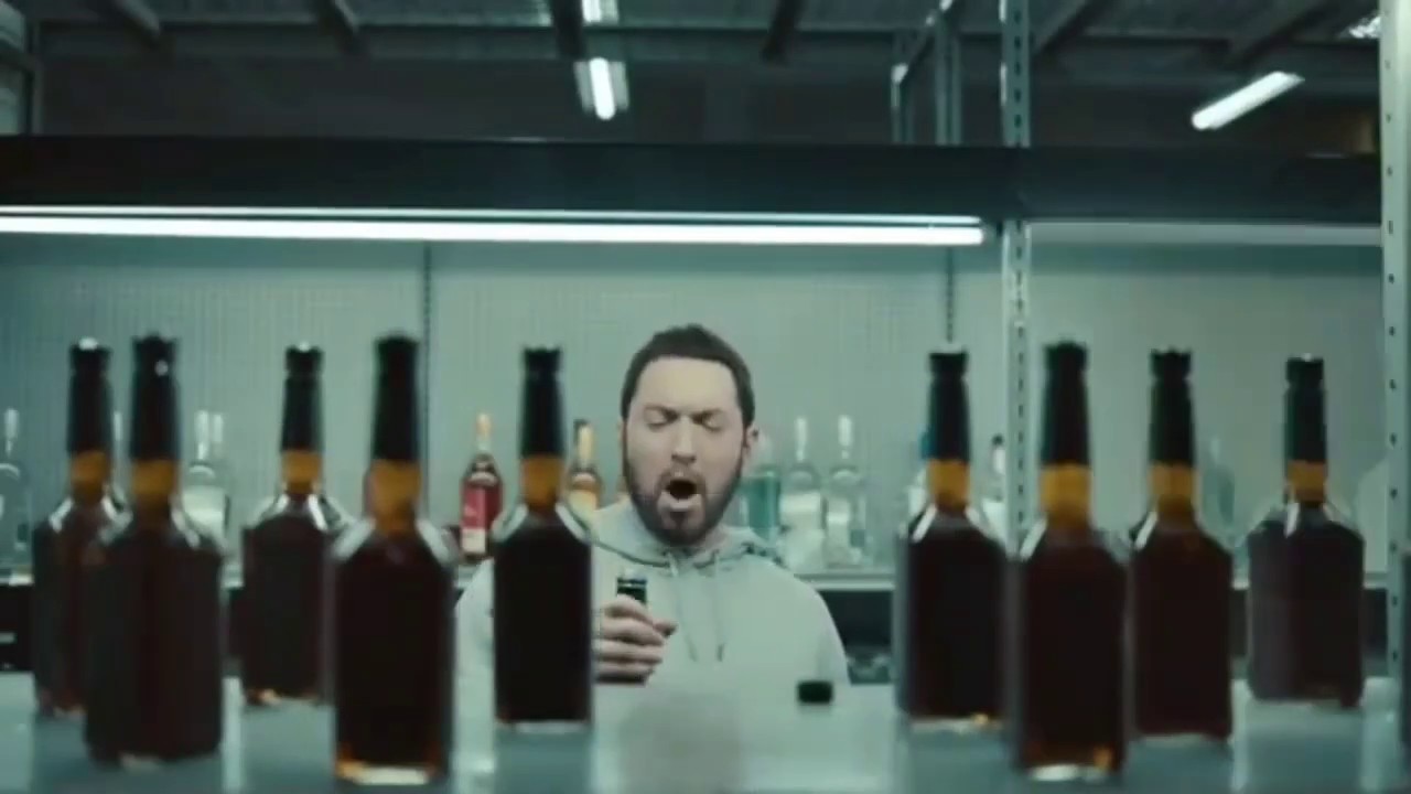 Eminem drinks whiskey for 67 minutes - YouTube