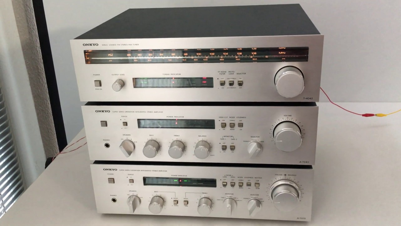 ONKYO A-7070 Amplifier + ONKYO A-7040 Amplifier + Onkyo T-4040 Tuner ...