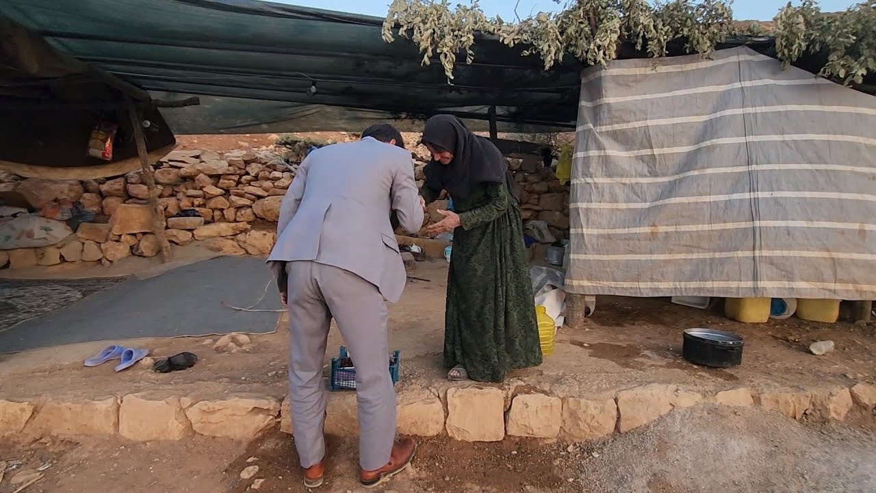 Documentary about the return of the nomadic father to his family | Part ...