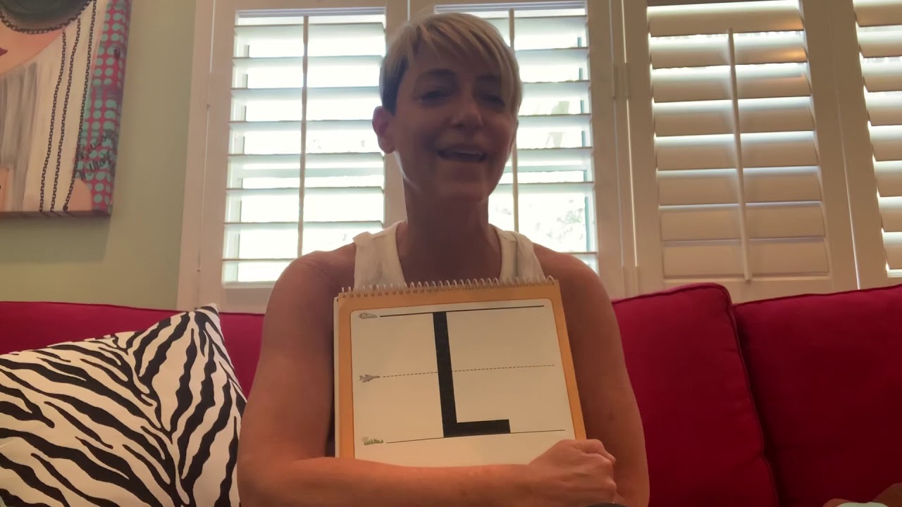 Phonics Beginning Sounds Puppet - YouTube