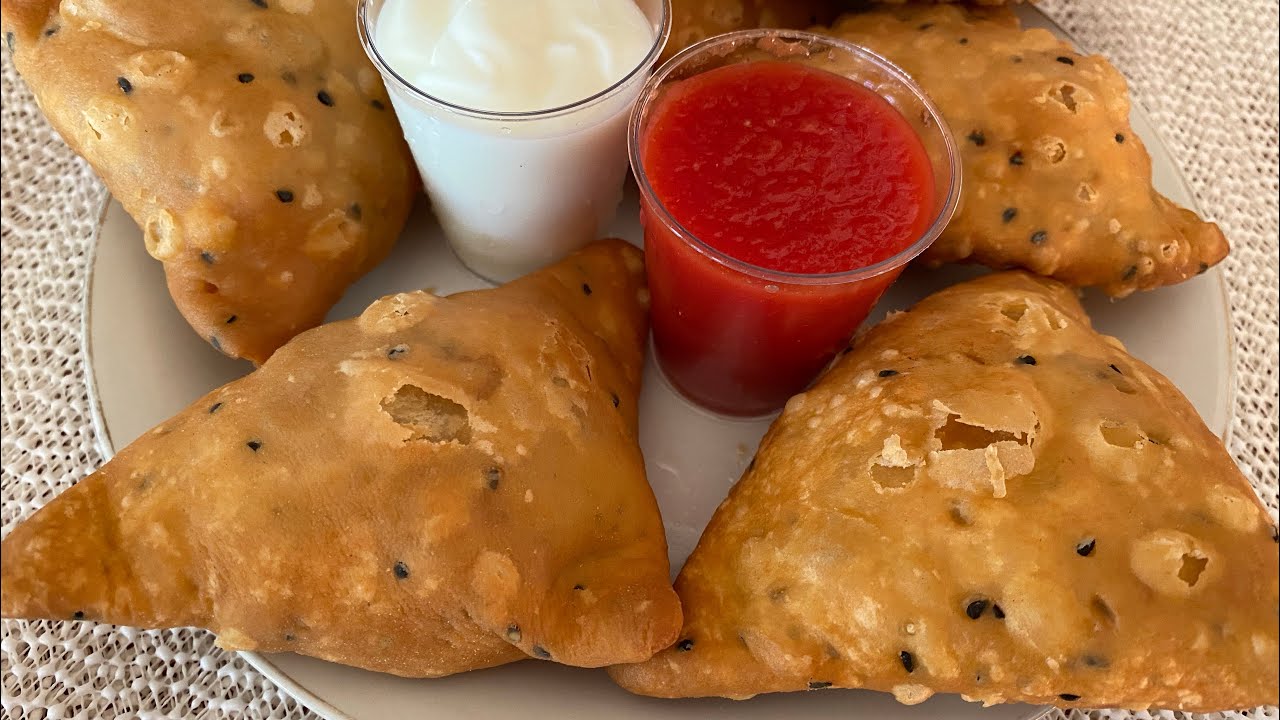 How to make samosa simple and easy.সহজে মজাদার সমুচা। - YouTube