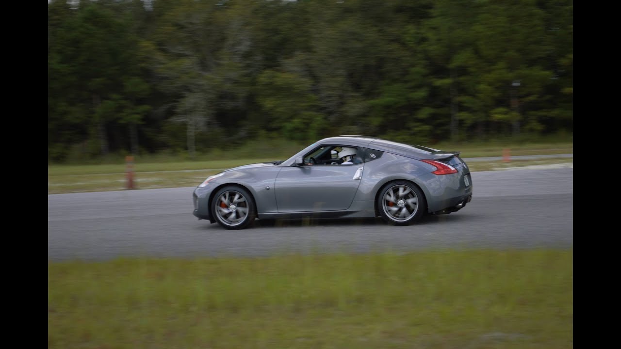 Stock 370Z track day - YouTube