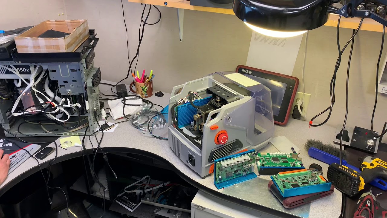 How to repair broken Mini Condor Key Machine - YouTube