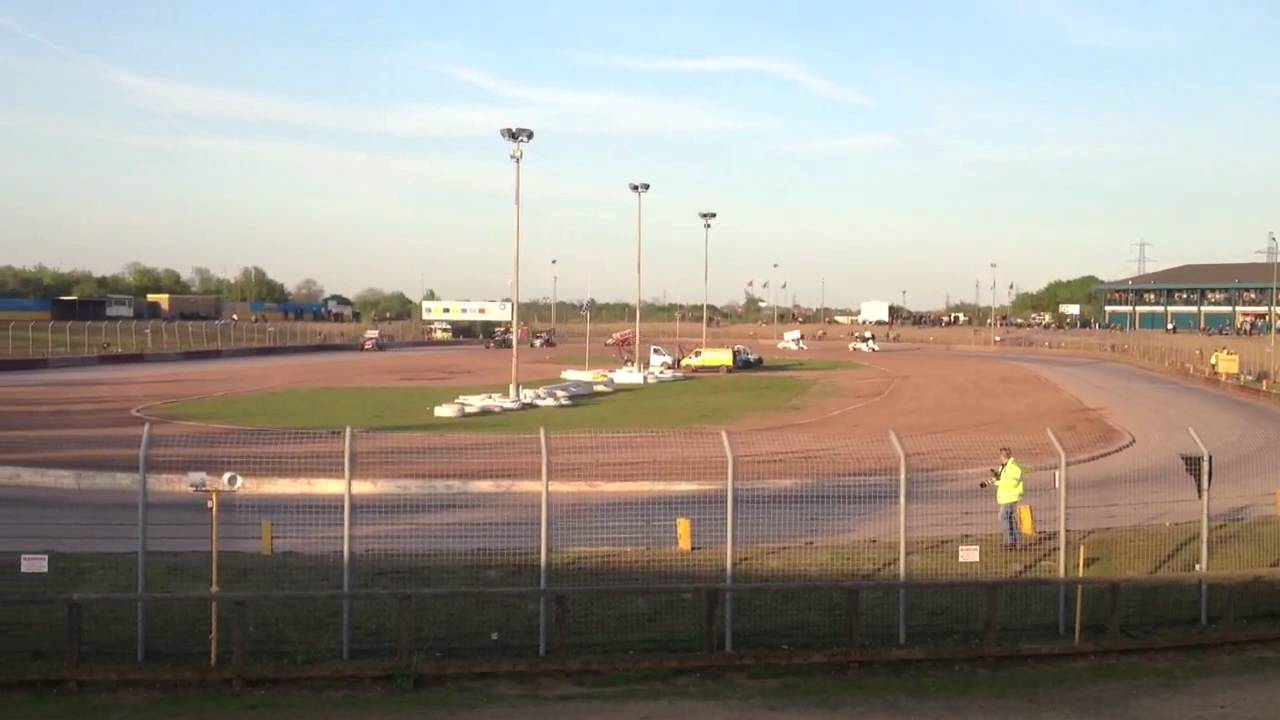 Asphalt Sprint Car Racing - YouTube