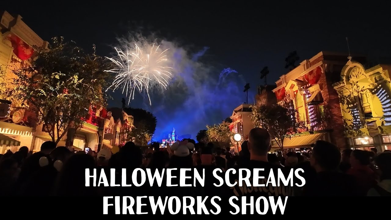 Halloween Screams Fireworks Show at Disneyland - YouTube