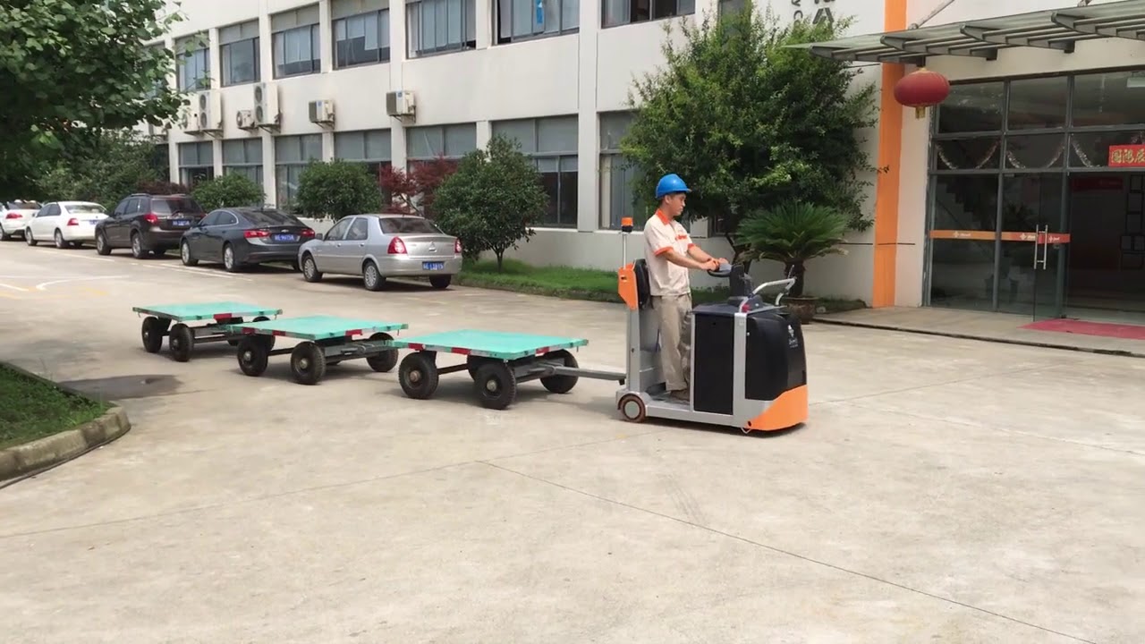 Stand-Up 3,000-5,000kg Electric Powered Tugger - Material Handling ...