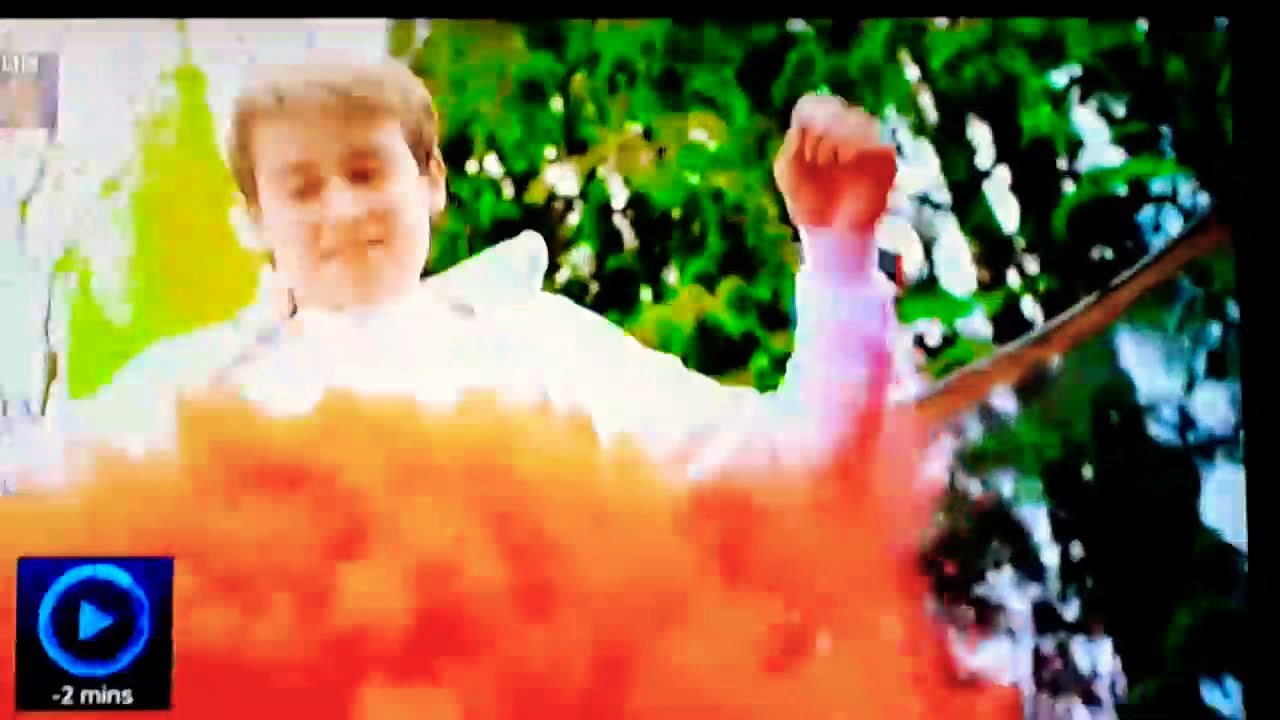 CBBC Ident 2016 Bouncing Colour Cloud - YouTube