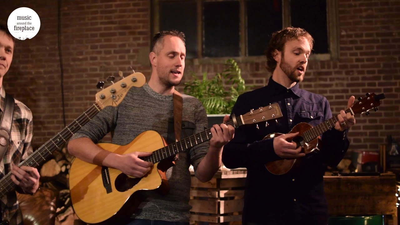 Tom Neven - Release me (Live @ Music around the fireplace) - YouTube