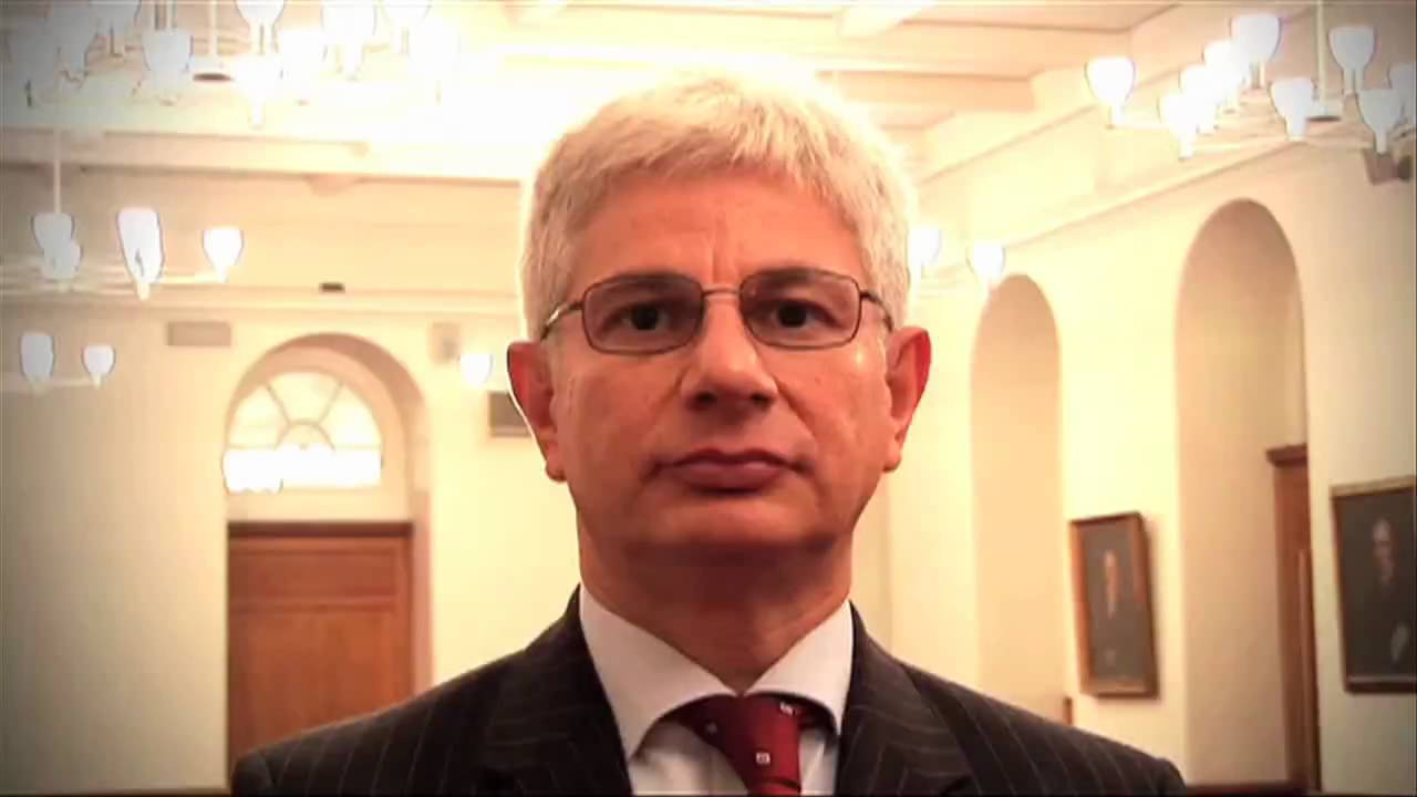 OU Week on Wordia.com with Professor Gary Slapper (5/7) - YouTube