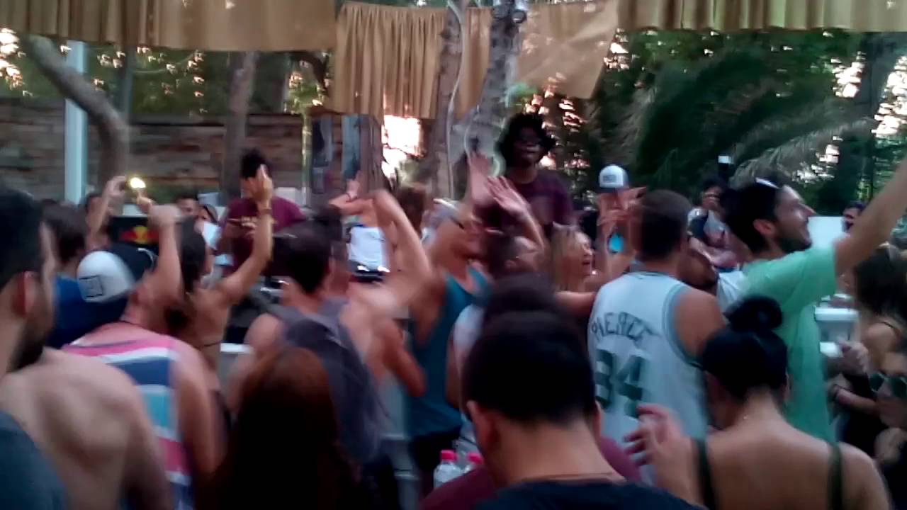 Culoe De Song - No Contest @ LOCA BEACH CLUB διακοπτο 7-8-2016 - YouTube