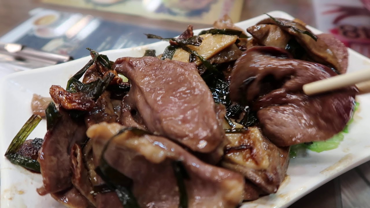 Sautéed Pig Viscera with Scallions and Sweet Soya Sauce 新香園 蔥爆豬雜 蔥爆豬潤 ...