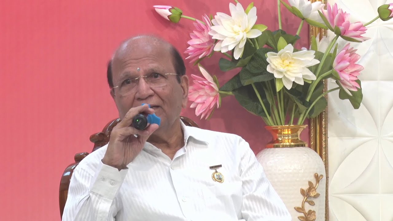 Dr. Ashok Mehta Bhai sharing experiences with Dadi Gulzarji @ Om Shanti Retreat Centre 08-11 ...