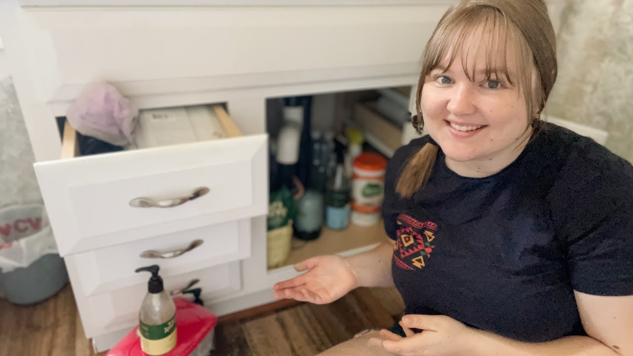 Quick Declutter One Room at a Time | Simple Around the House Declutter ...