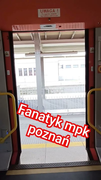 Otwieranie i zamykanie drzwi w kiblu EN57 Kolei Wielkopolskich. - YouTube