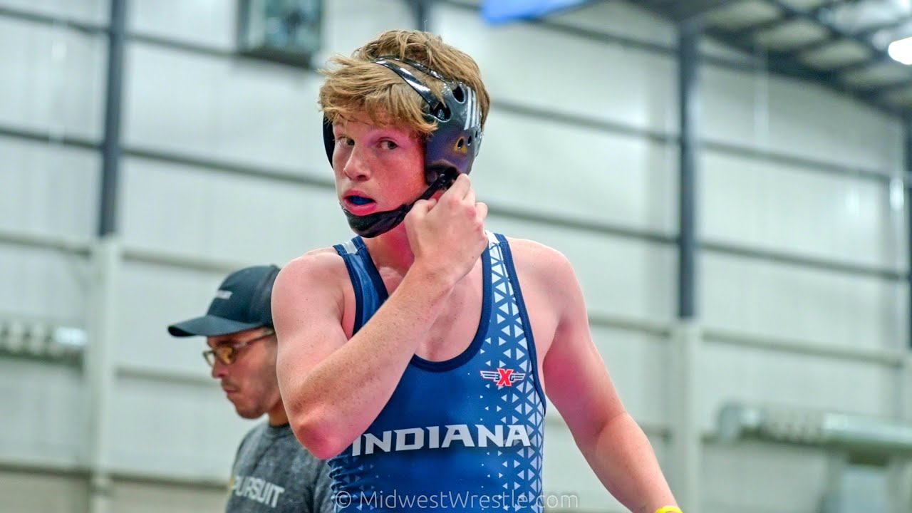 132 – Anthony Riley {G} of IL CornStars Silver vs. Cooper Rathburn {R ...