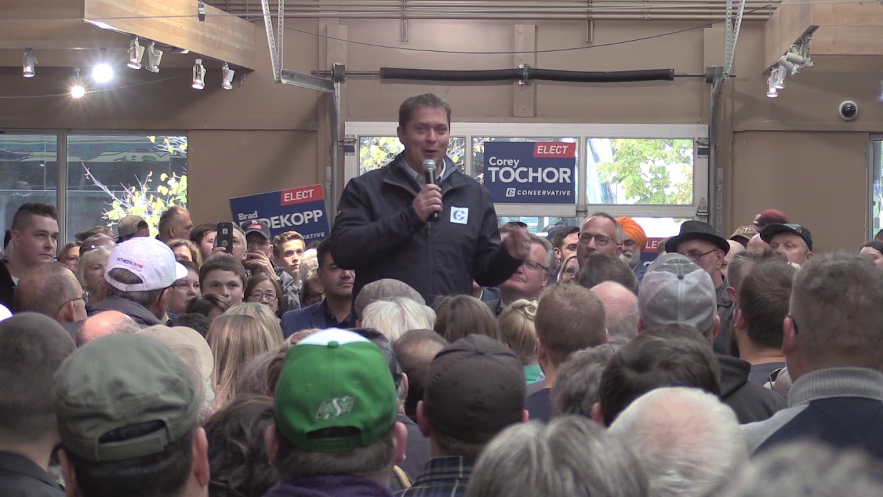 Andrew Scheer Makes Campaign Stop in Saskatoon - YouTube