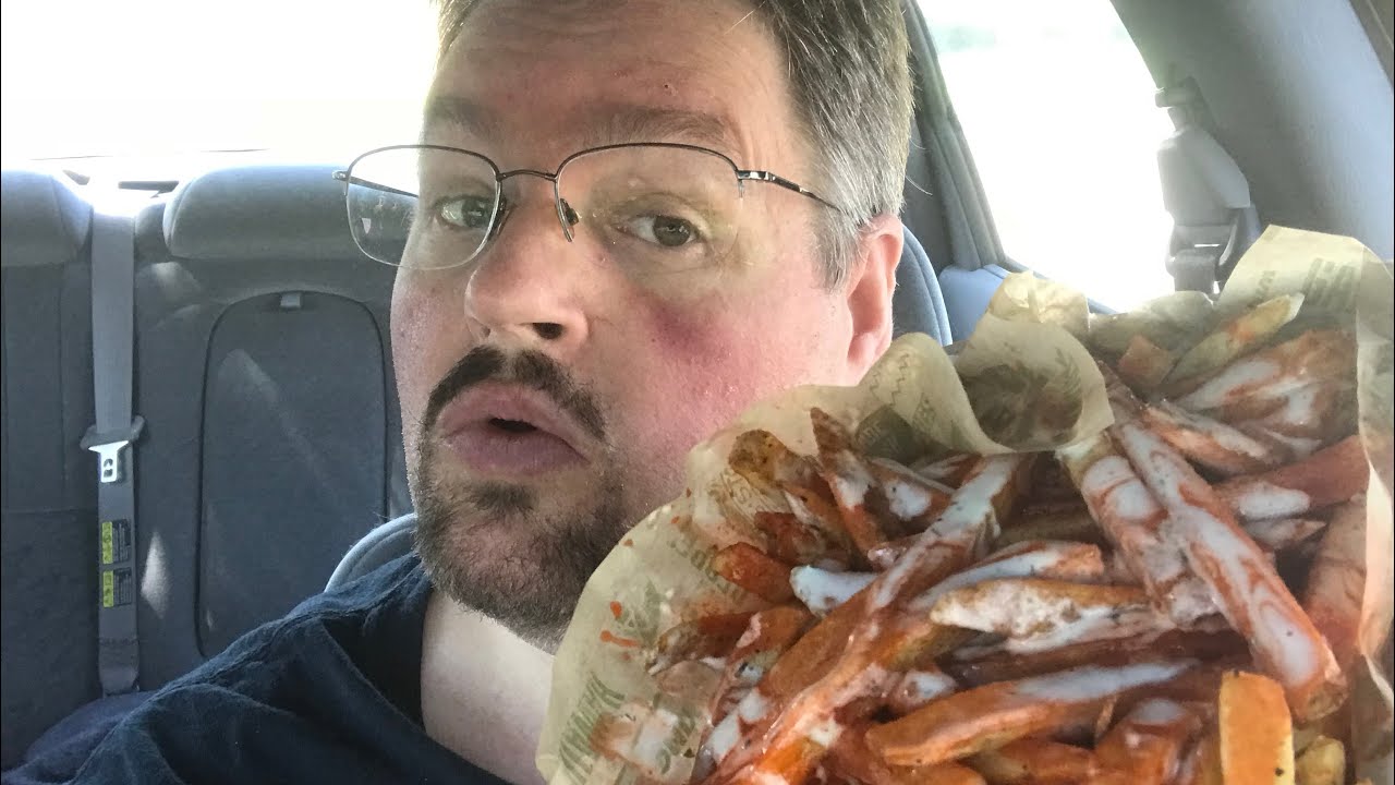 What’s New: Wingstop loaded buffalo ranch fries - YouTube