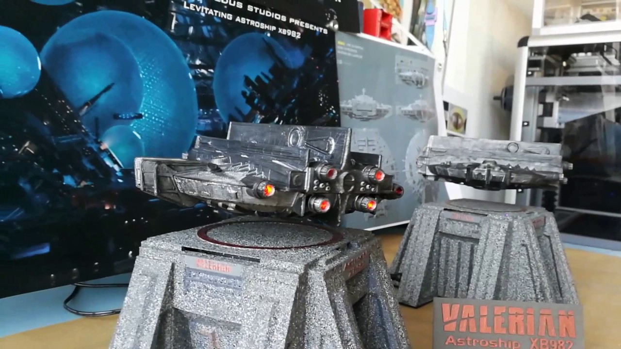 Astroship XB982 (Intruder) from Luc Bessons upcoming movie Valerian ...