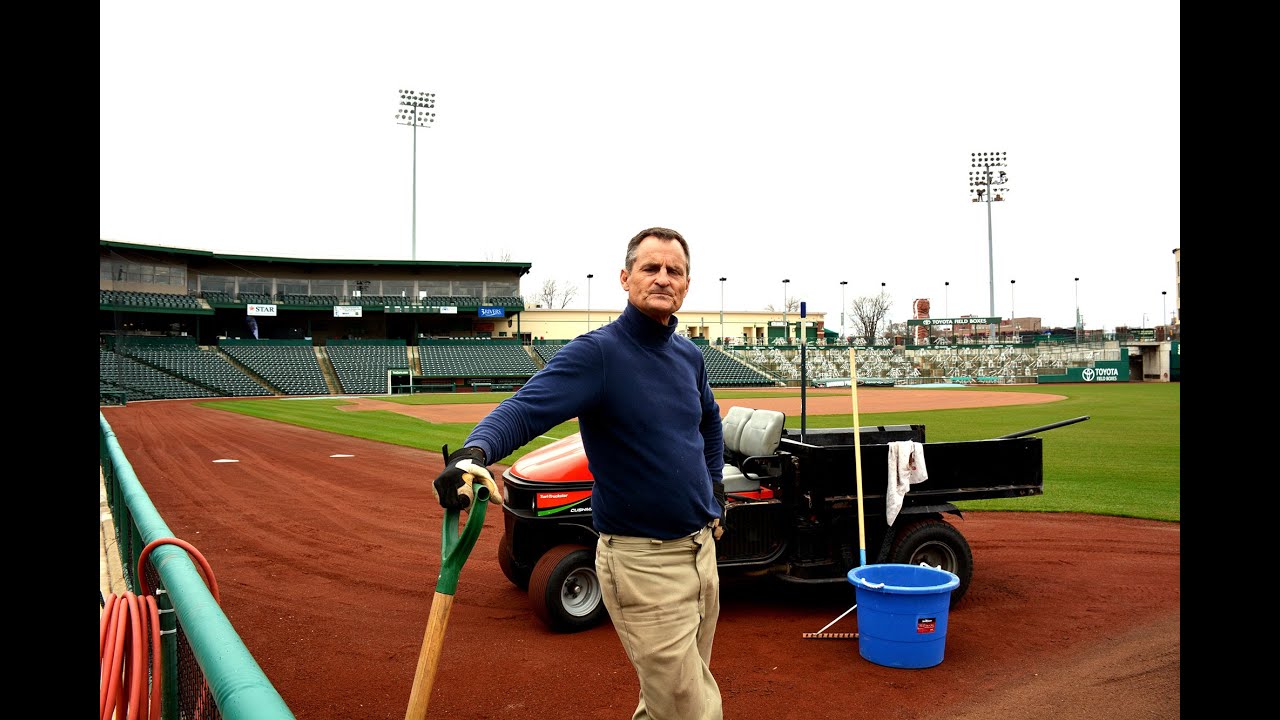 Lawn car tips from TinCap's head groundskeeper Keith Winter - YouTube