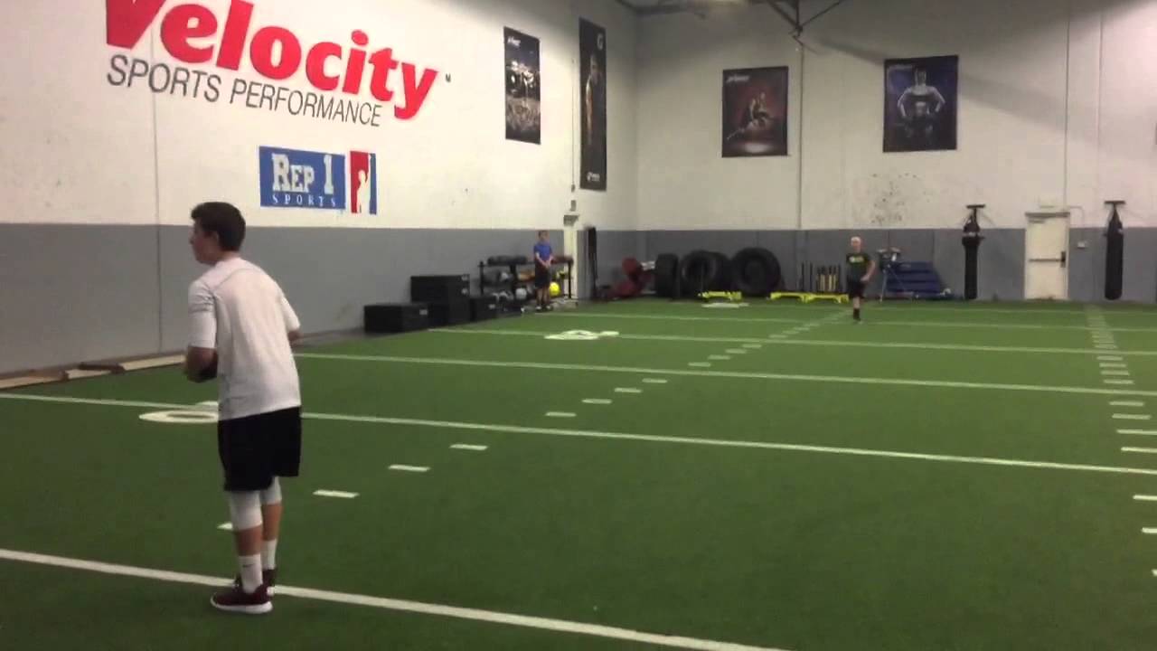 QB Ryan Zanelli 2020 6' 175 3-31-15 Partial Training Session - YouTube