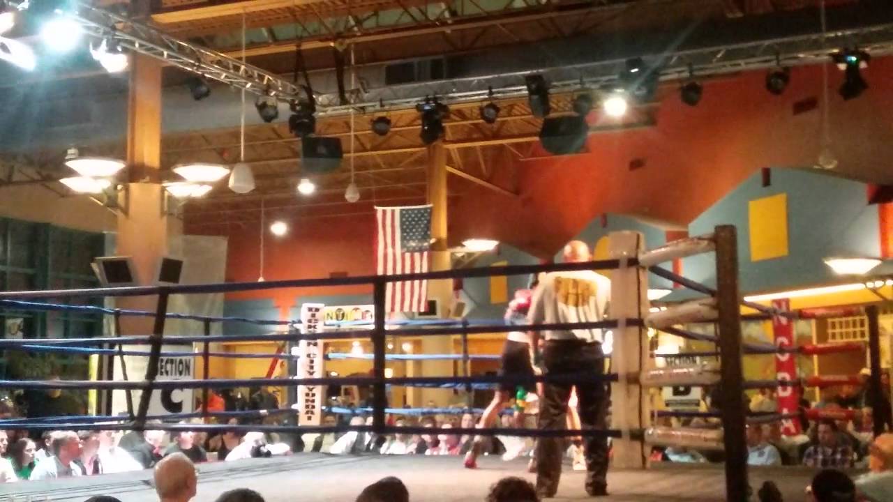 Golden Gloves Jimmy Kelleher Fight 3*19*16 Scranton, PA Rounds 2 & 3 ...