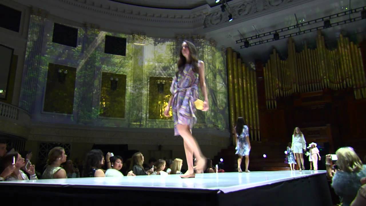 Projection and Live Model Show - ISC Spring Summer Fashion Show - YouTube