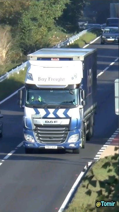 DAF XF A1(M) motorway #truckspotting #tomir - YouTube