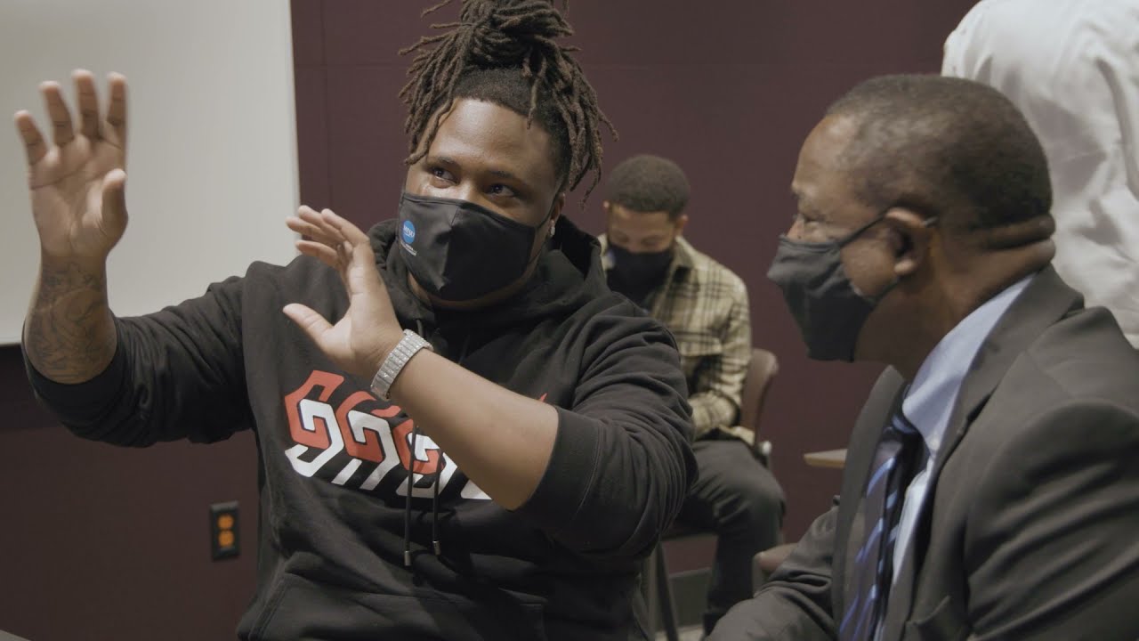 Tay Keith gets sneak peek at new MTSU Recording Industry studios - YouTube