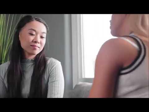 Lesbian Kissing 12