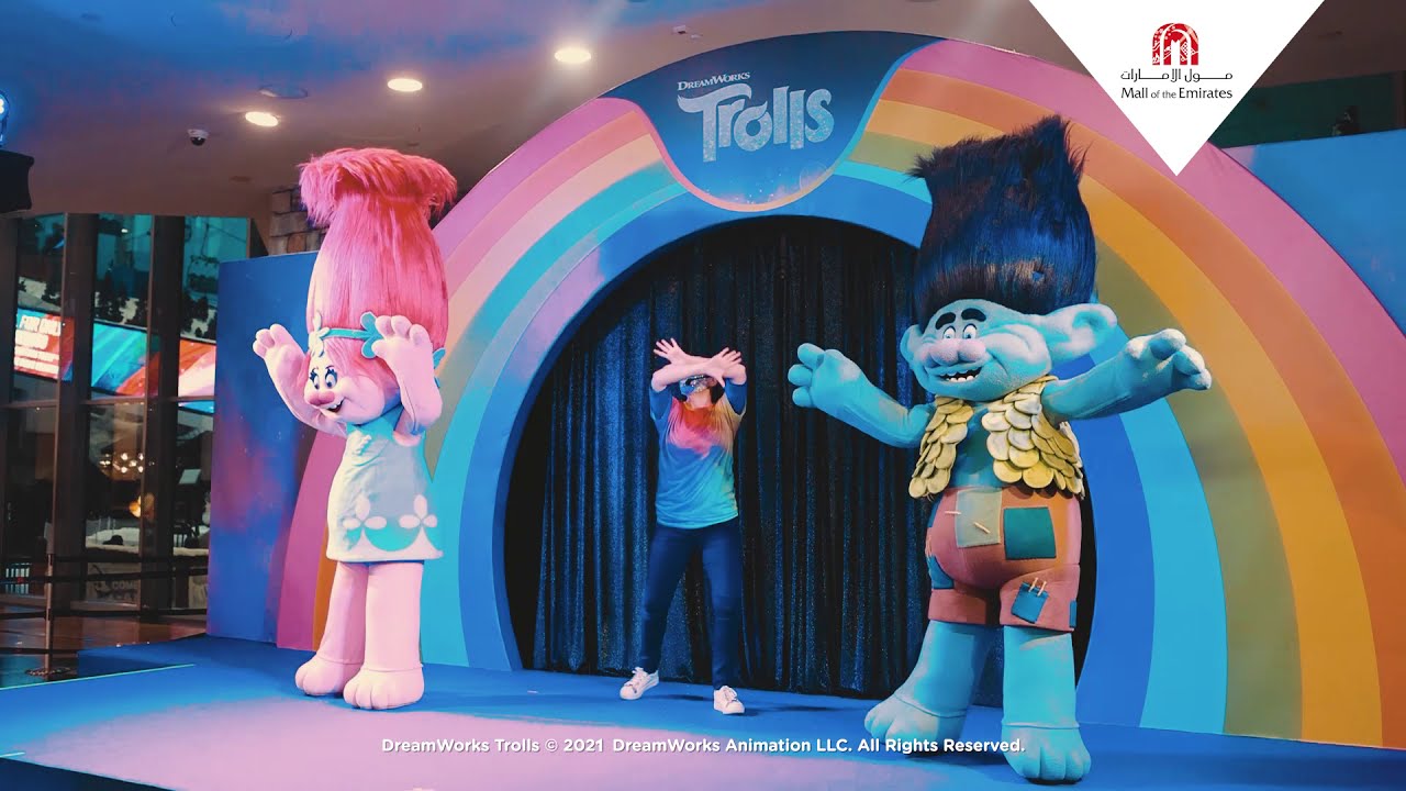 Sing & Dance With DreamWorks Trolls - YouTube