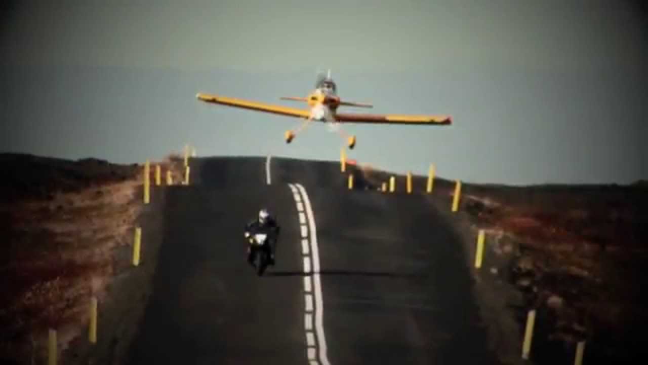 Airplane vs motorcycle (outtakes) - YouTube