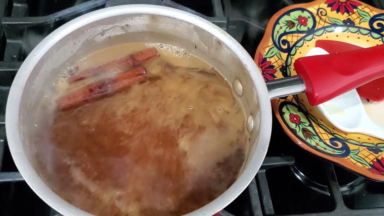 How to make Buñuelos Syrup | Bunuelos Syrup | Piloncillo Syrup - YouTube