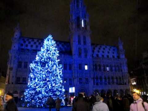 2009 Brussels grand place light show - YouTube