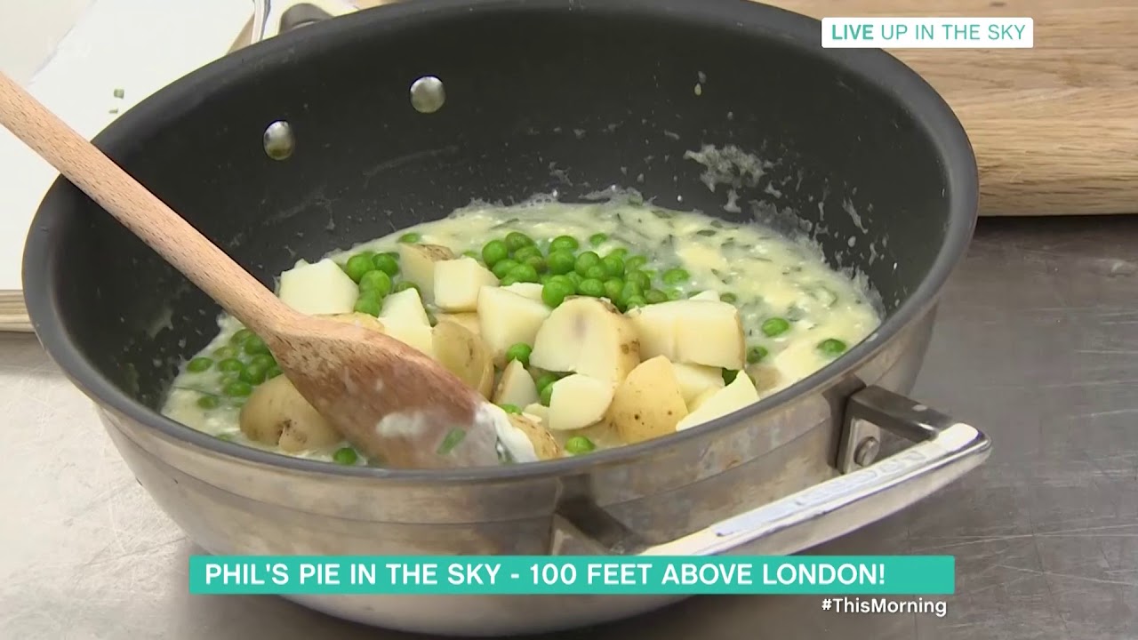 Phil Vickerys Summer Chicken And Tarragon Filo Pie This Morning Youtube
