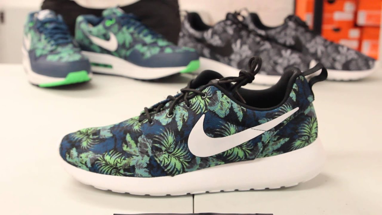 Nike Rosherun Print "Aloha" Space Blue - Unboxing Video at Exclucity ...