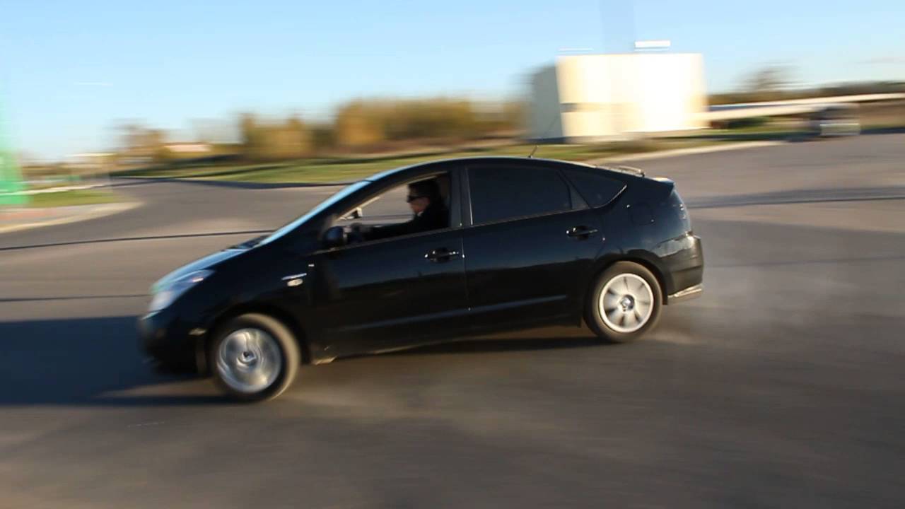 Prius валит боком дрифт drift - YouTube