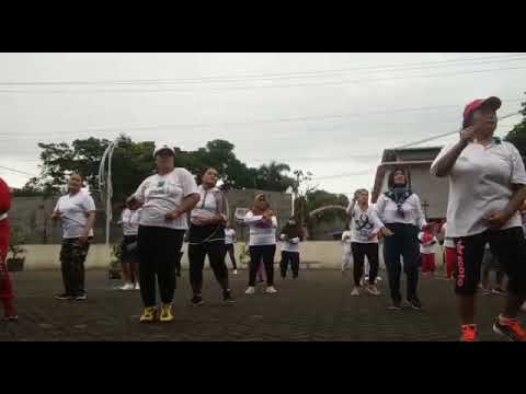 Senam melangsingkan Tubuh Dewi Tri Rahayu - YouTube