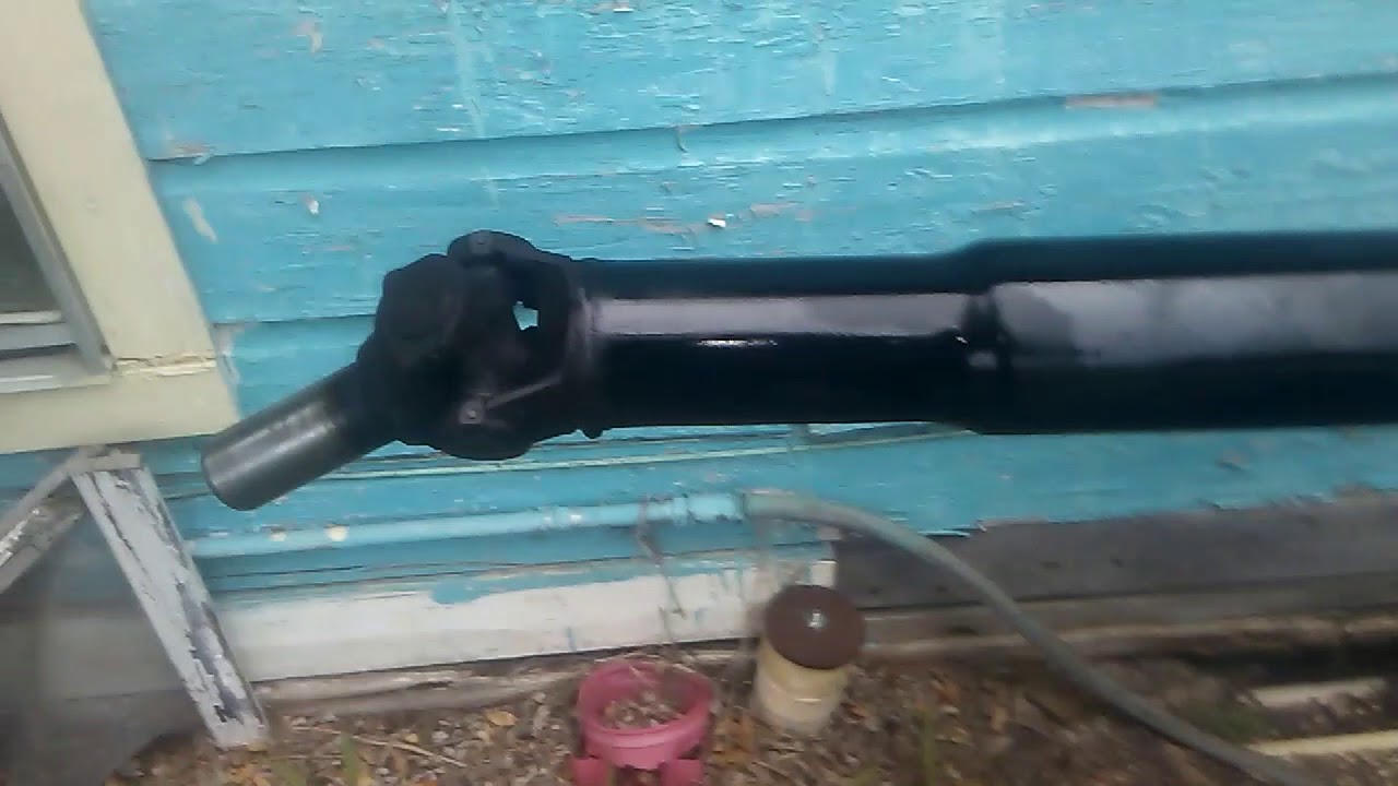Cadillac 4100 2004r transmission painting driveshaft - YouTube