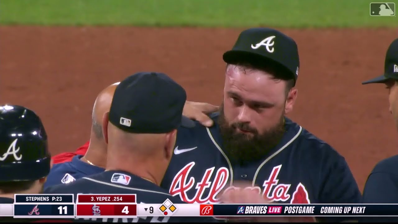 Jackson Stephens hit in head by linedrive: 8/26/2022 - YouTube