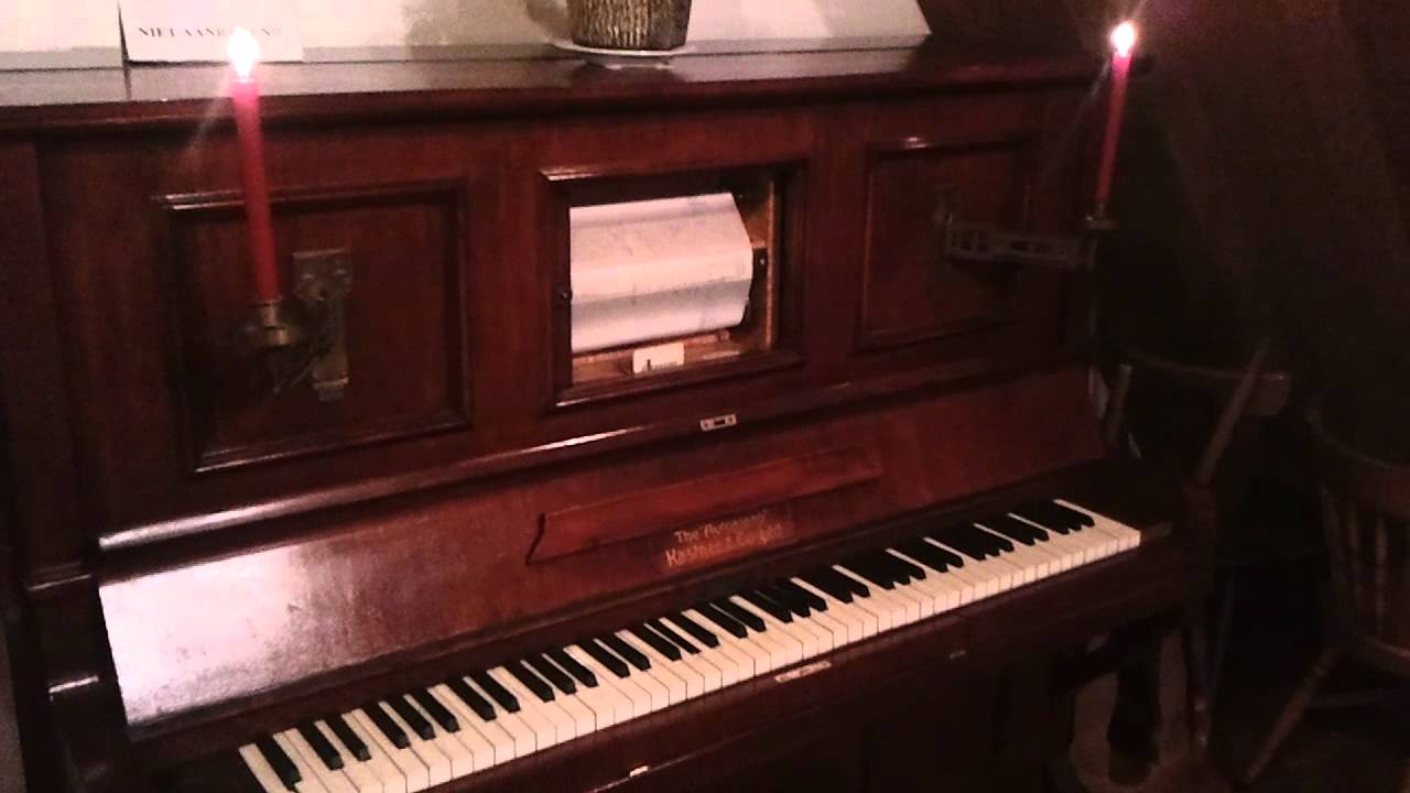 Kästner&Co Player Piano "The Autopiano" playing Jingle Bells - YouTube