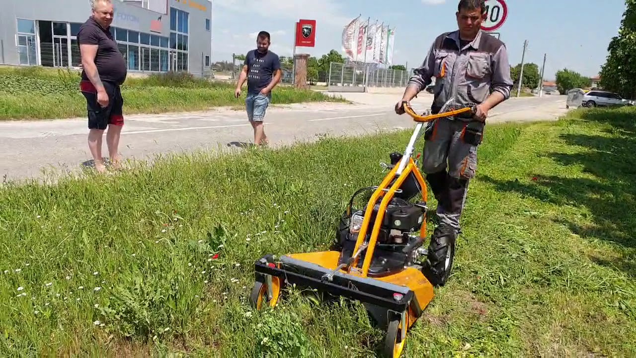 Демонстрация пред клиент за самоходна косачка AS AS 63 4T B&S - YouTube