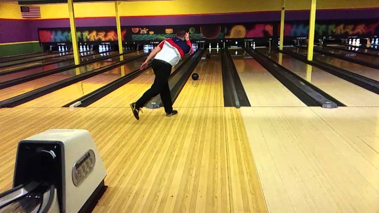 Jason Belmonte 4 - 6 split trick shot slow motion - YouTube