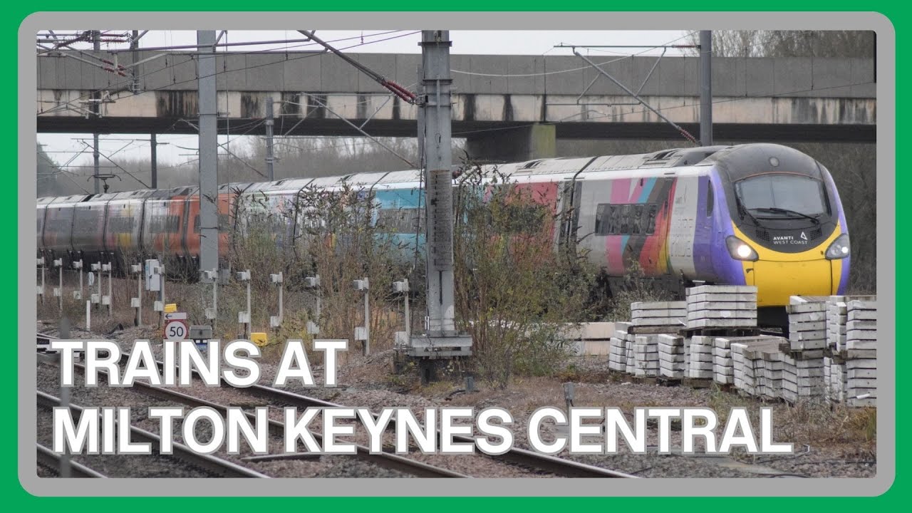 TRAINS at MILTON KEYNES CENTRAL railway station - 20/12/2023 - YouTube