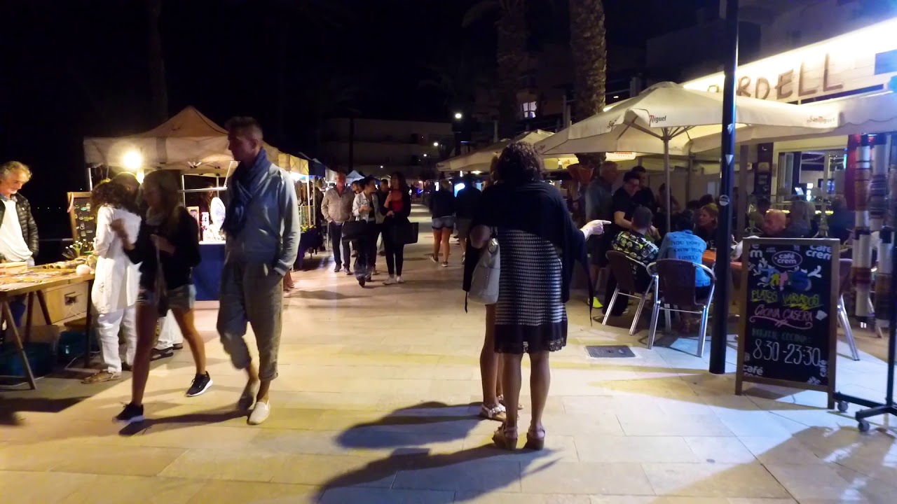 Formentera by night • in giro per Es Pujols di Notte - YouTube