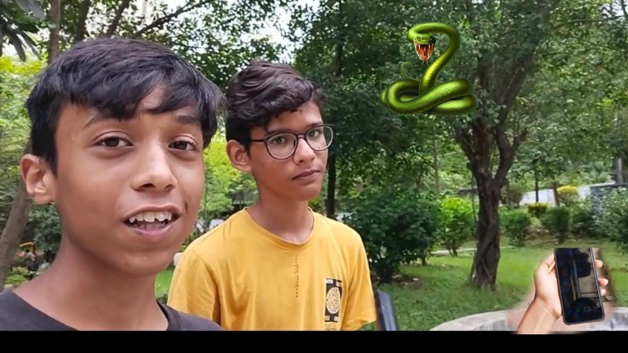 Neelkanth garden mein snake hai 🐉 //Dhruv Singh vlog // Hemant Tiwari vlog // Ankit Singh vlog ...