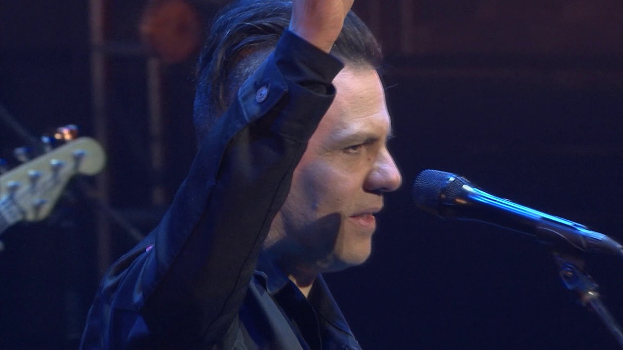 Tabaré Cardozo - Antel Arena 2019 - El Gorrión - YouTube